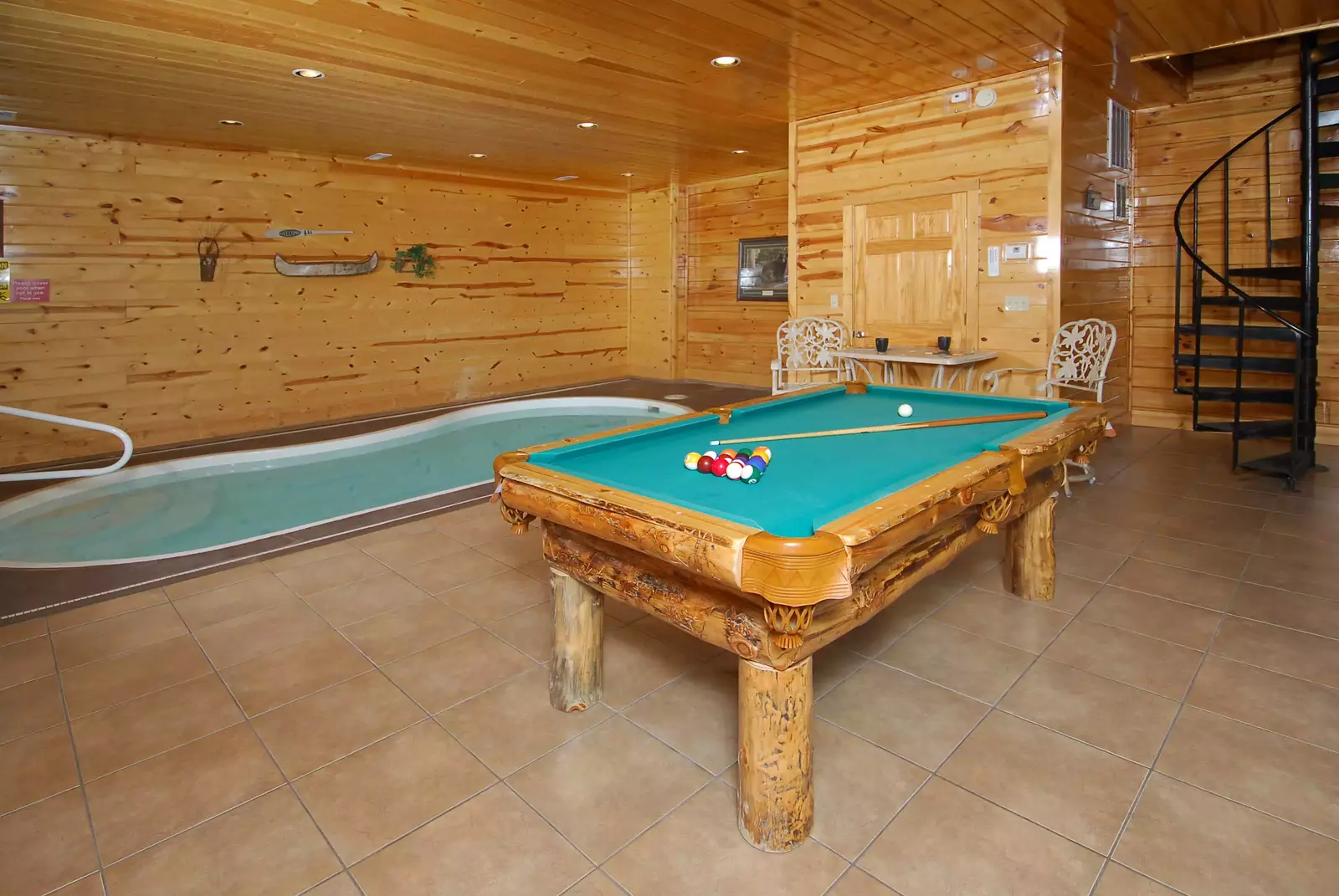 Bearly Wet - 1 Bedroom Sevierville Cabin Rental