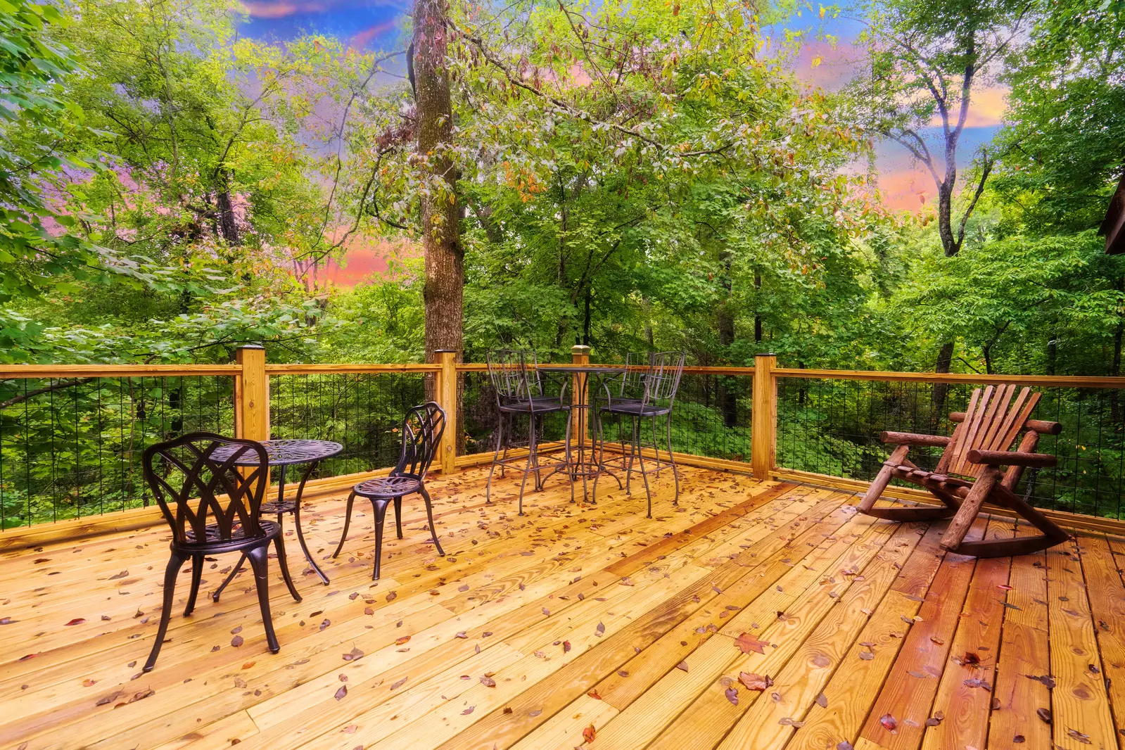 Country Cabin in the City - 3 Bedroom Pigeon Forge Cabin Rental