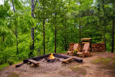 Enchanted Hideaway - 1 Bedroom Sevierville Cabin Rental