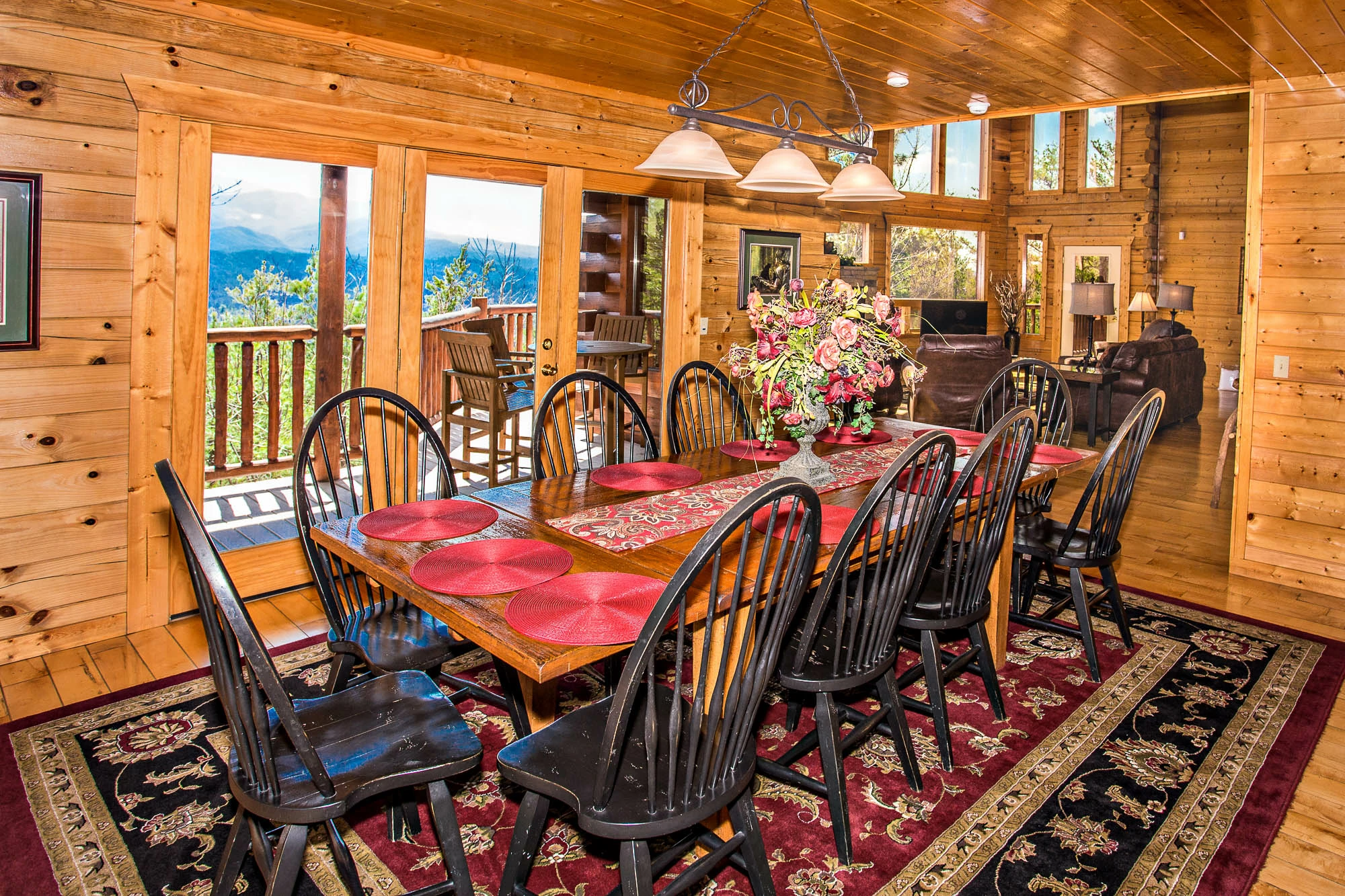 Linger Lodge - 4 Bedroom Gatlinburg Cabin Rental