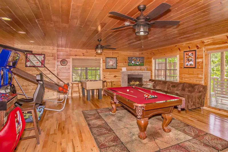 Smoky Ridge Lodge - 7 Bedroom Sevierville Cabin Rental