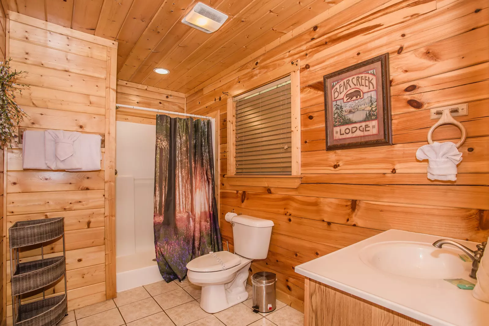 Smoky Ridge Lodge - 7 Bedroom Sevierville Cabin Rental