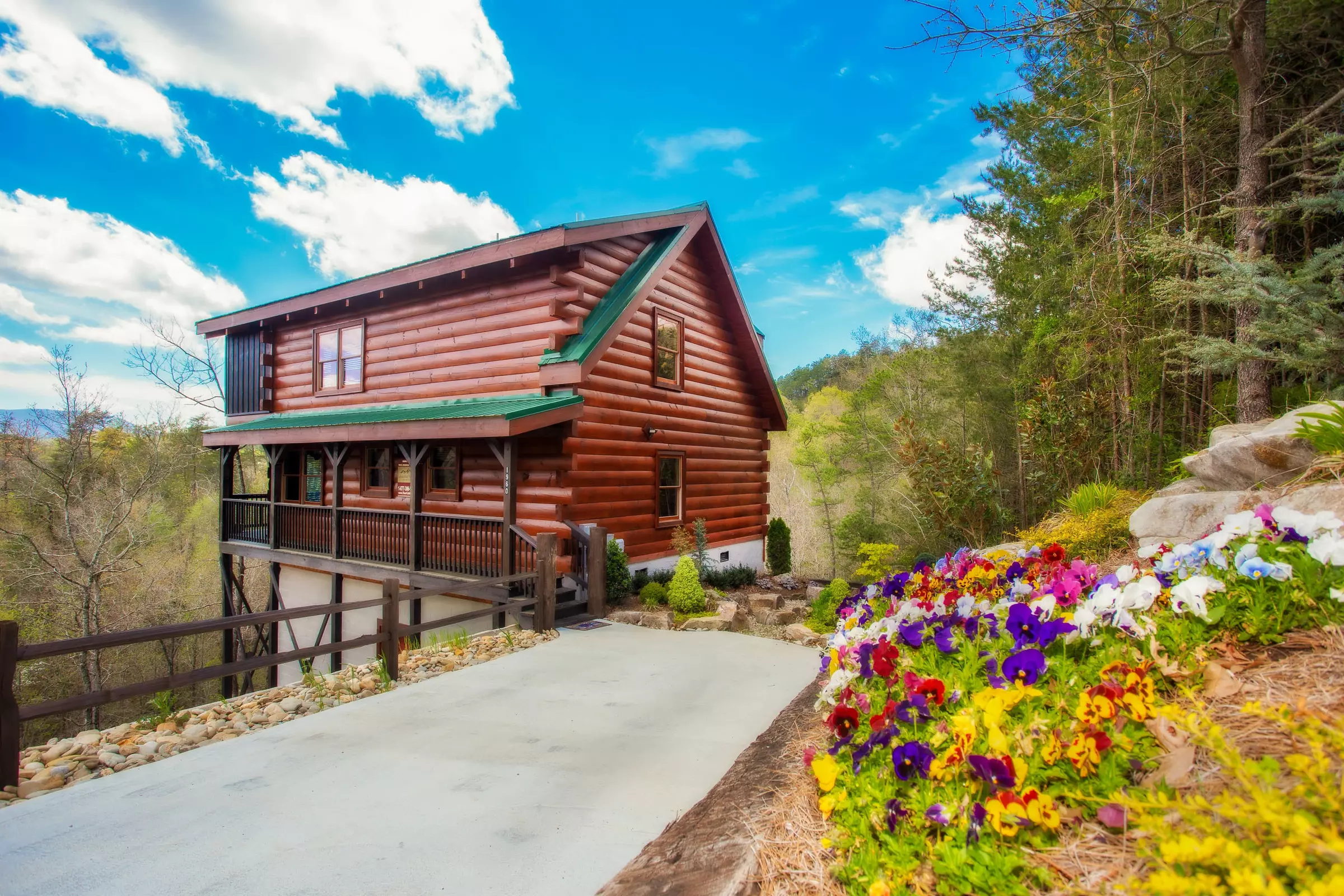 Unrivaled - 2 Bedroom Sevierville Cabin Rental