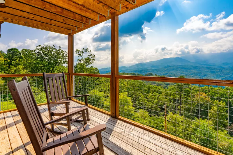 Amazing View Lodge - 8 Bedroom Gatlinburg Cabin Rental