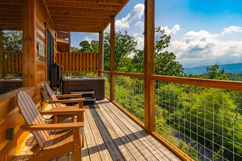 Amazing View Lodge - 8 Bedroom Gatlinburg Cabin Rental