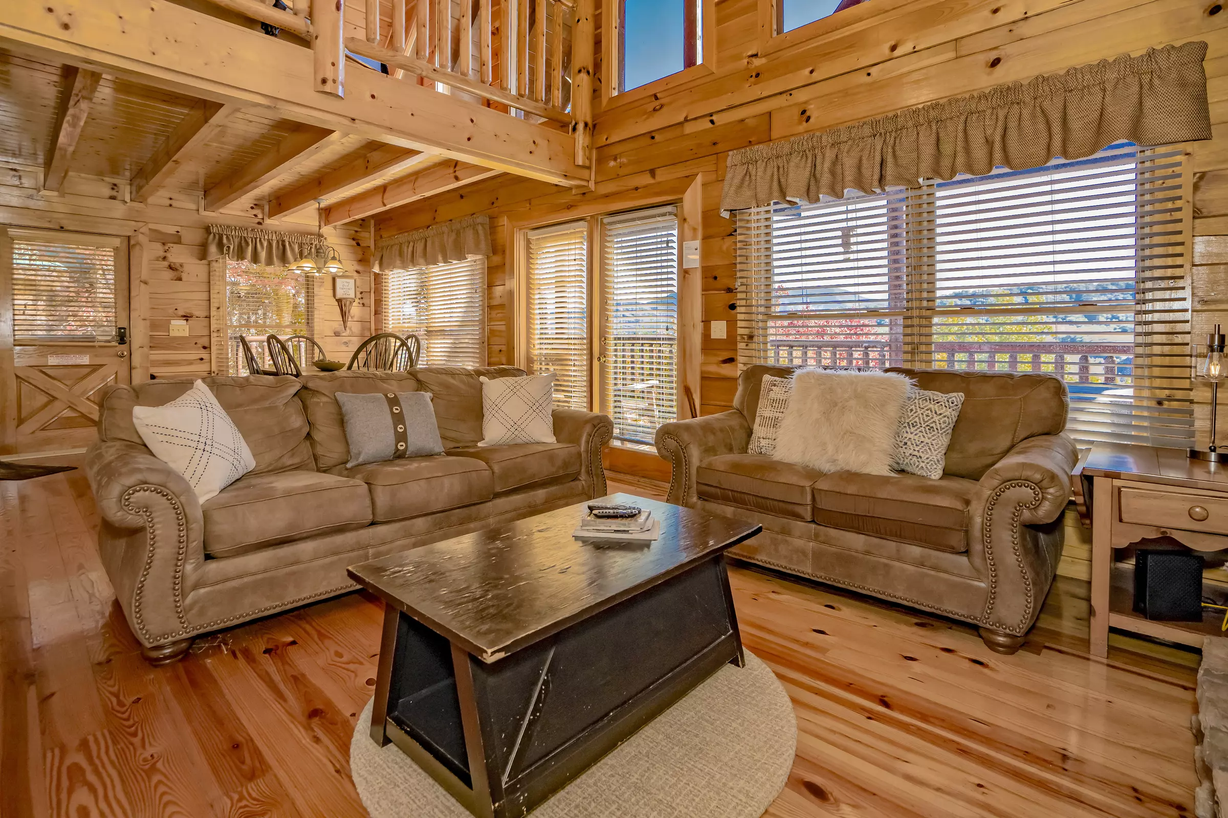Smoky Vista Romance - 2 Bedroom Pigeon Forge Cabin Rental
