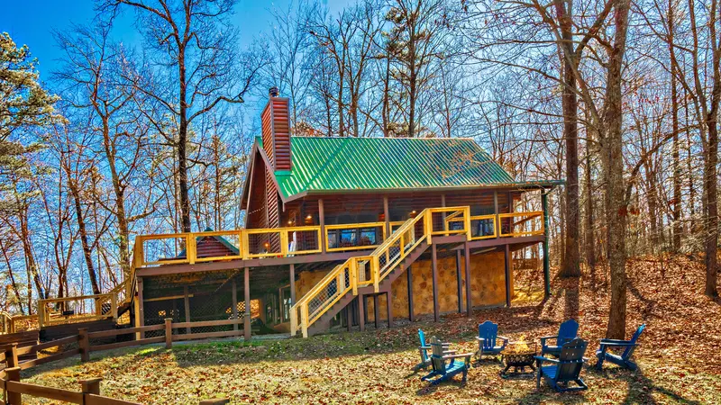 Scenic Hideaway - 4 Bedroom Sevierville Cabin Rental