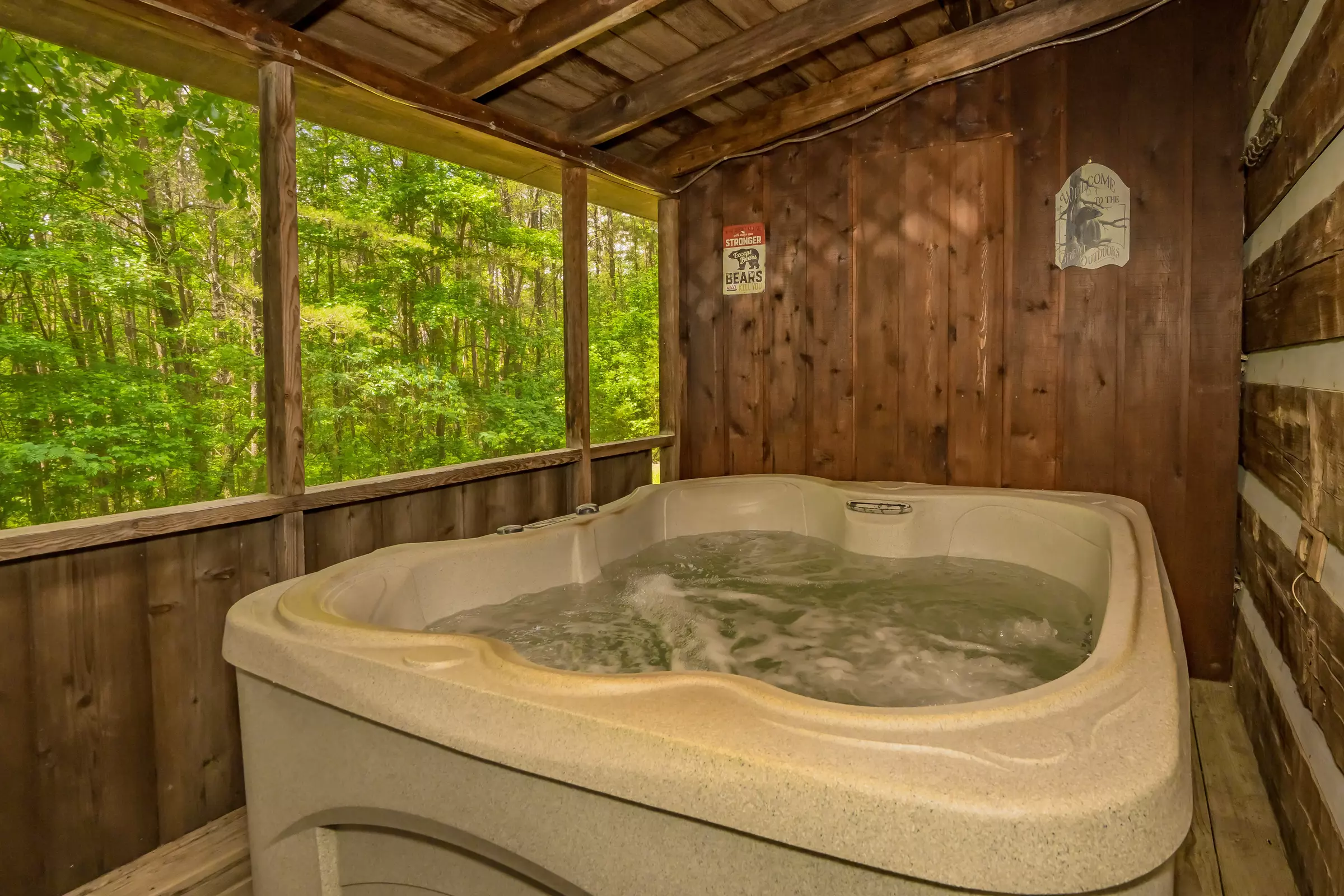 Bear Country - 2 Bedroom Sevierville Cabin Rental