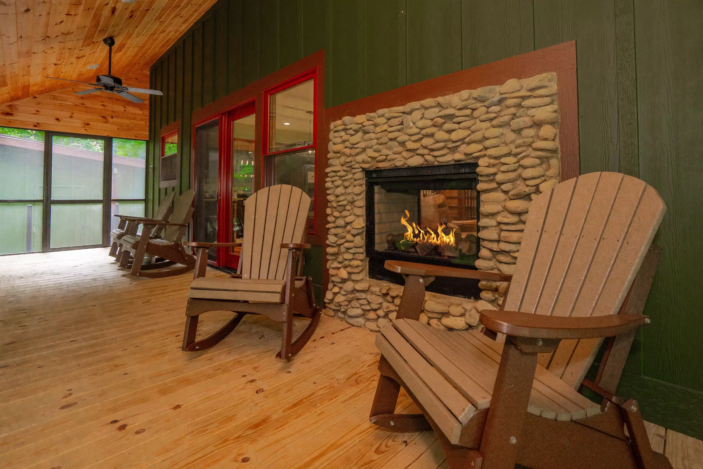 Laurel Creek Lodge - 2 Bedroom Sevierville Cabin Rental