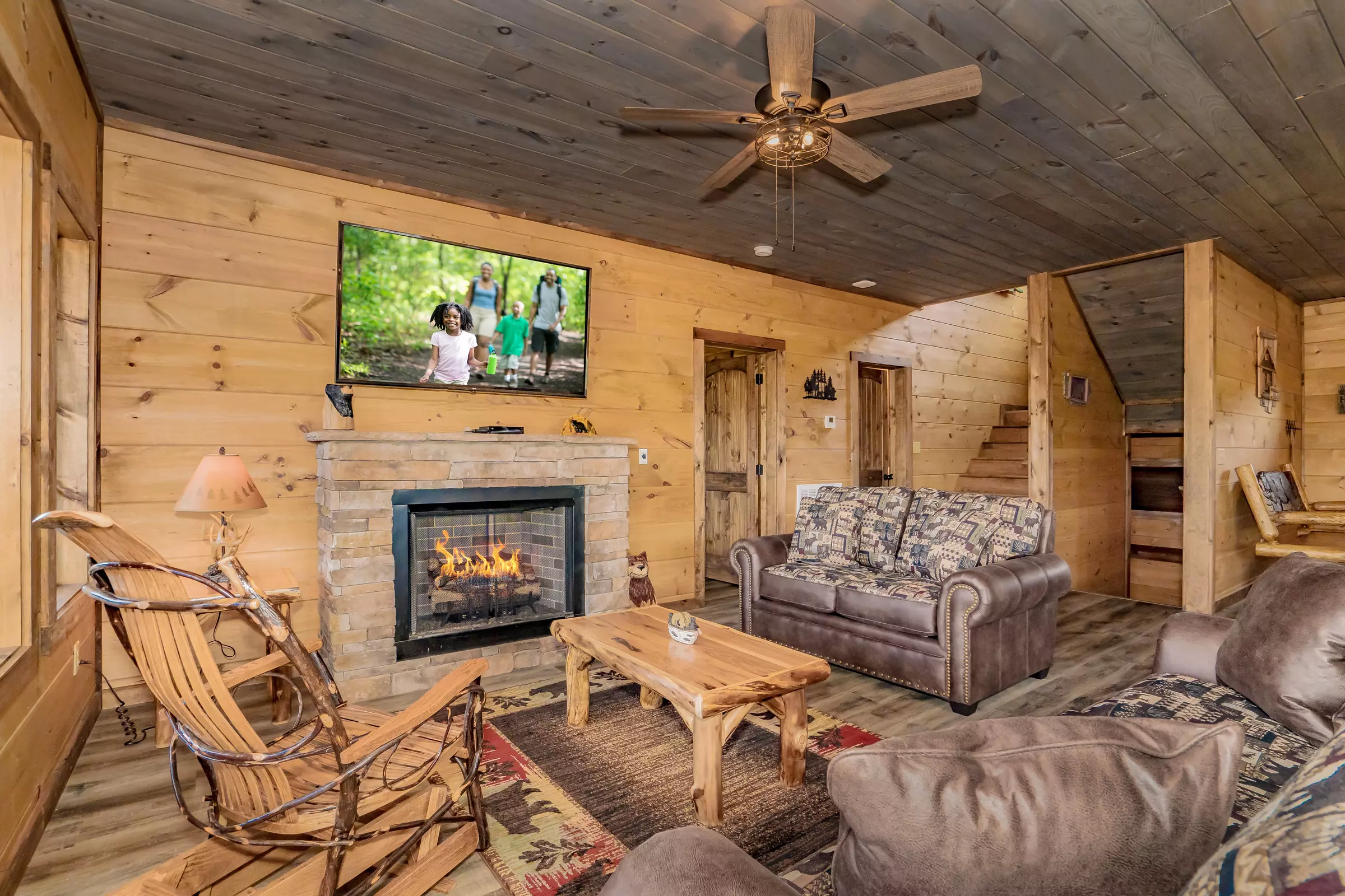 A Gatlinburg Heavenly View - 4 Bedroom Gatlinburg Cabin Rental