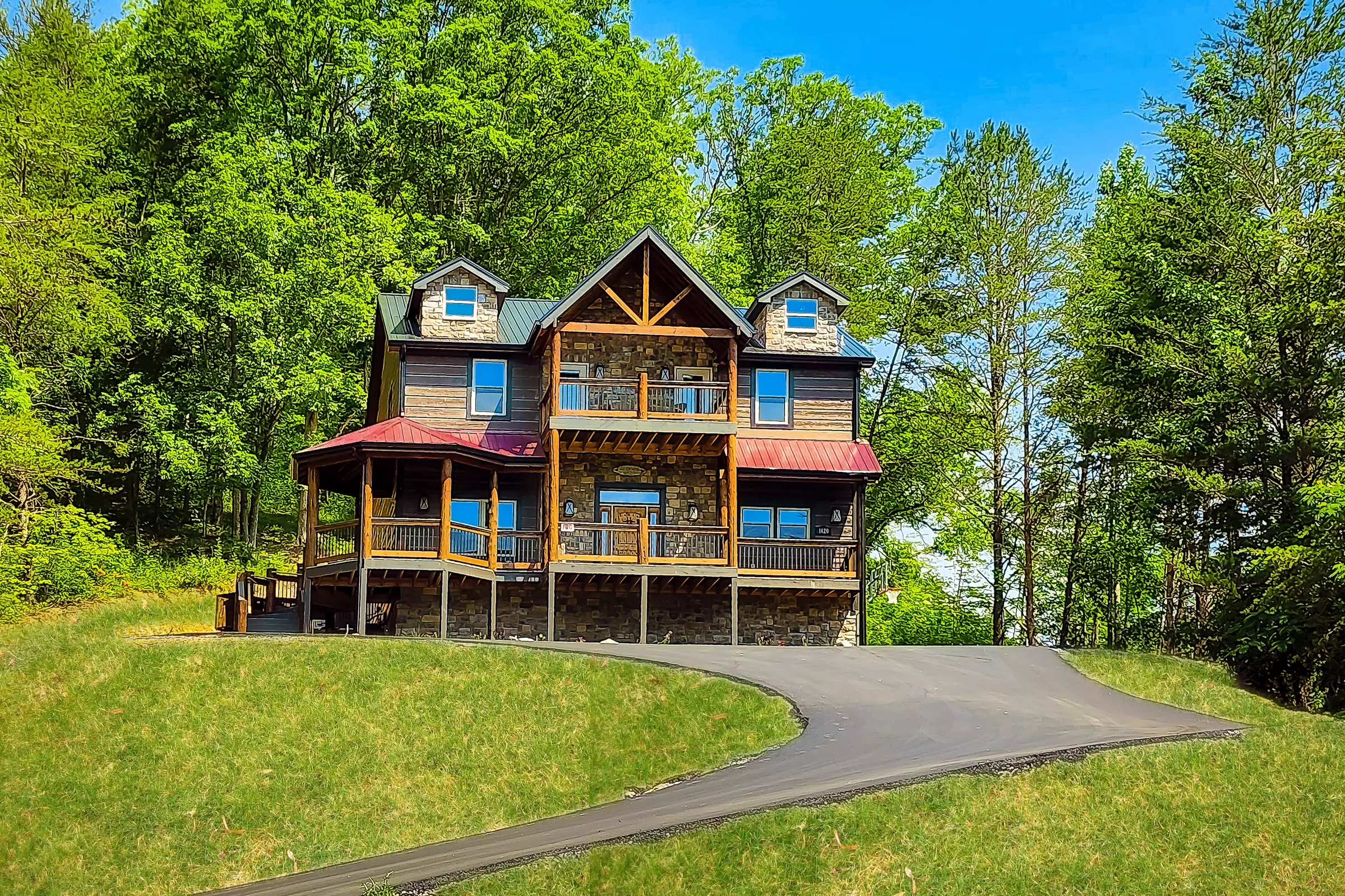 5 Things Guests Love About Our Large Cabins in Pigeon Forge