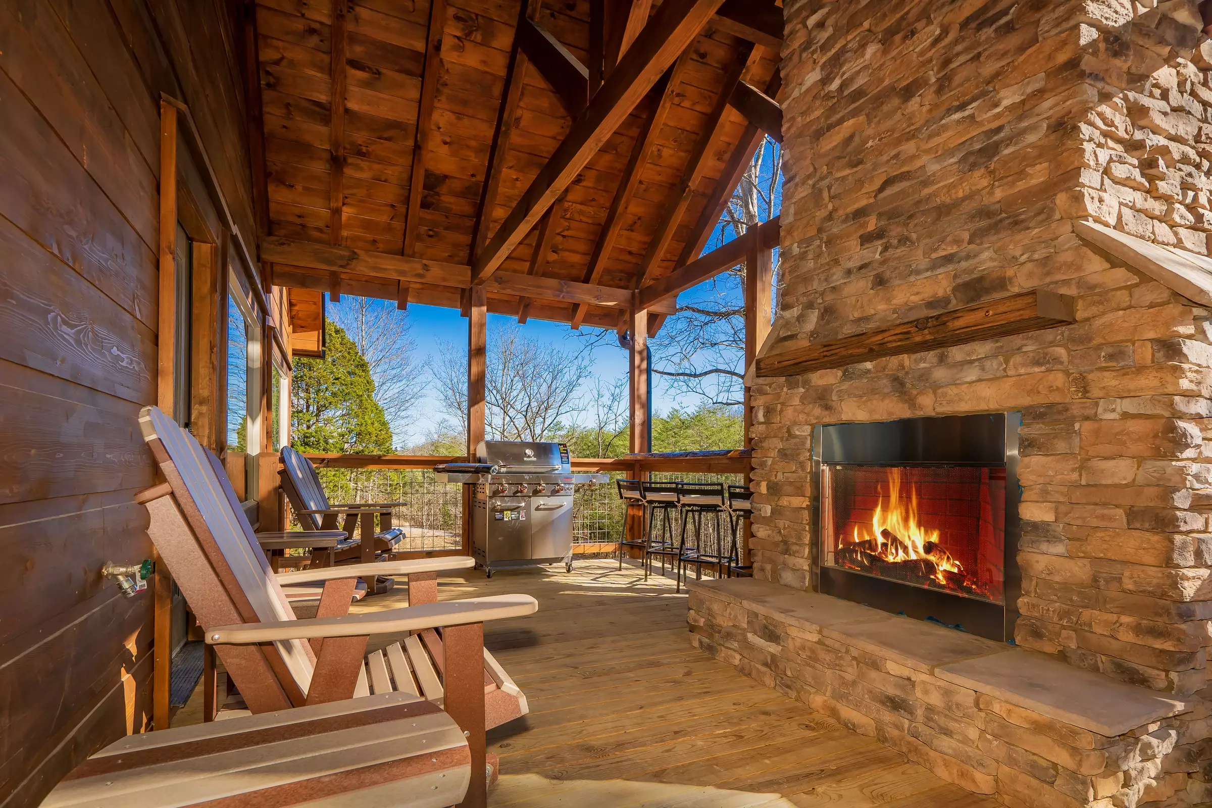 A Wild Mountain Splash - 3 Bedroom Sevierville Cabin Rental