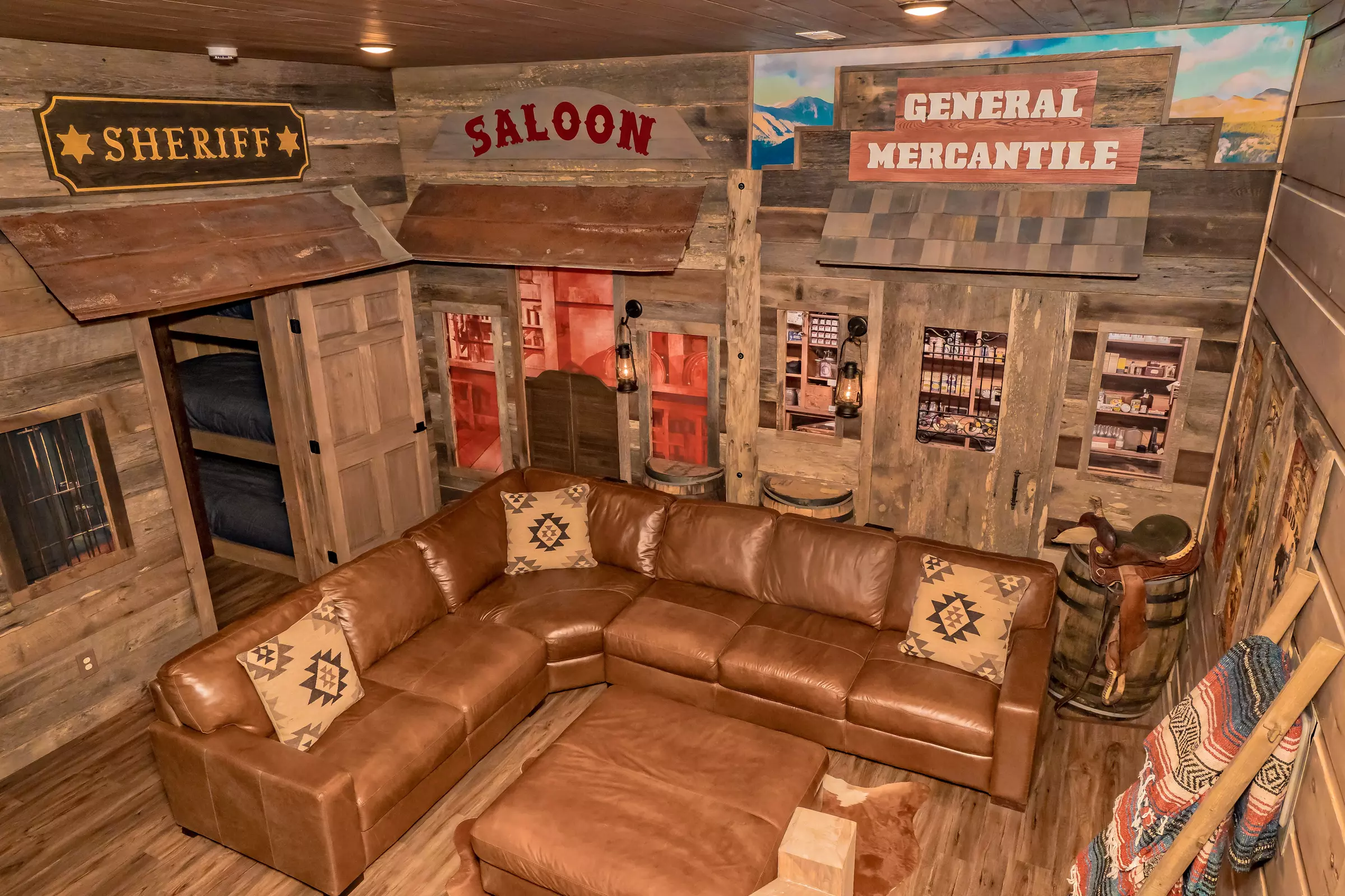 Western Ridge Lodge - 5 Bedroom Sevierville Cabin Rental