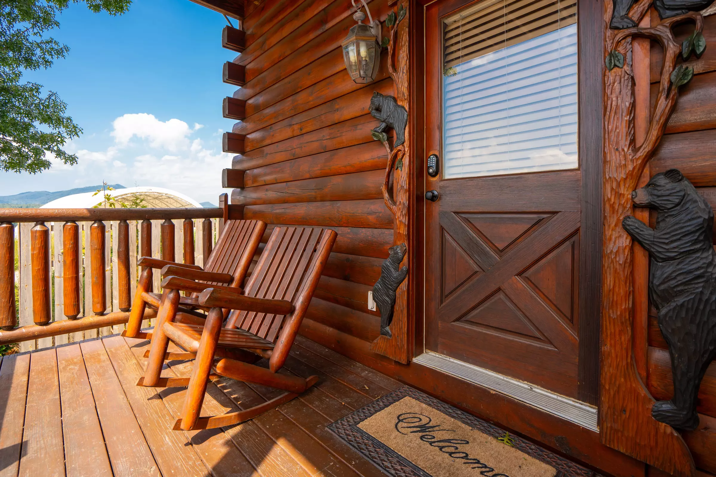 Pigeon Forge Getaway - 2 Bedroom Pigeon Forge Cabin Rental