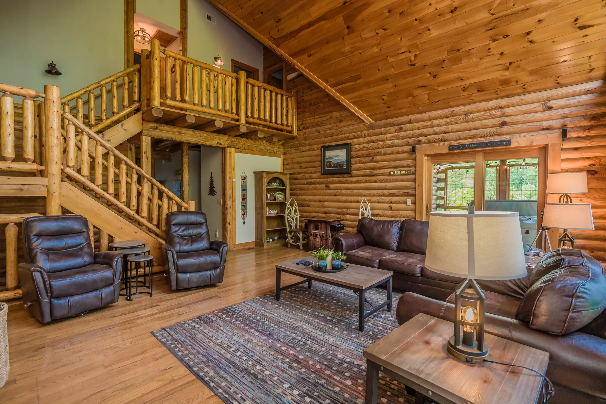 WaterFall View Lodge - 4 Bedroom Sevierville Cabin Rental